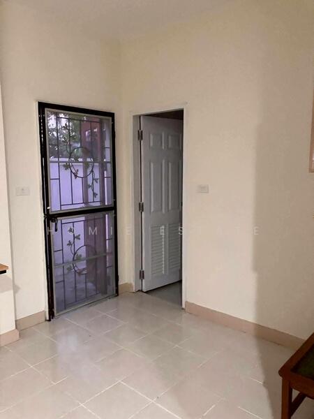 Prompat Prime Ramintra : พร้อมพัฒน์ ไพร์ม รามอินทรา, กรุงเทพ, ถนนปัญญา ...