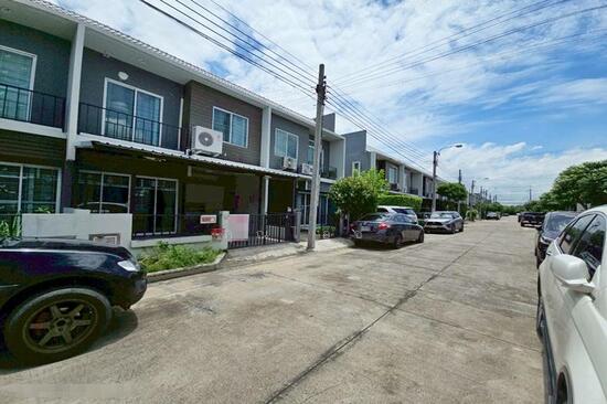 The Colors Wongwaen-Ramintra 2, Bangkok, Soi 15, Surao Klong Nueng Road, Bang Chun, Khlong Sam ...