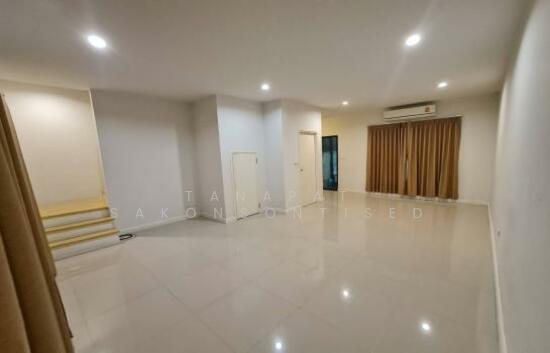 Dokmai, กรุงเทพ, ดอกไม้, ประเวศ, กรุงเทพ, 118 ตร.ม., ทาวน์เฮ้าส์ ขาย, โดย Tanapat Sakonsontised ...