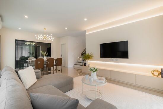 Setthasiri Pattanakarn, Bangkok, Phatthanakan-Onnut Road (New Cut ...