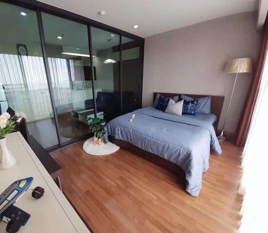 Sea view,big room, fully furnished,can design to 2bed or 1 bed,clean and good at Sriracha Condo ...