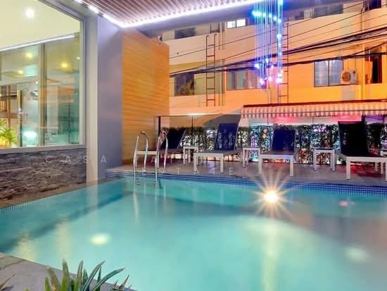 This 70-room hotel sits on a 200 Sq.wah (800 Sq.m.) land plot, directly ...