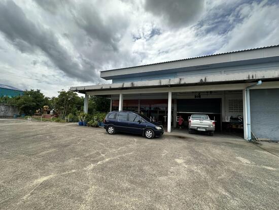 Warehouse/factory for sale with land area of 3 rai (750 sq m.) next to a canal,, Samut Sakhon ...