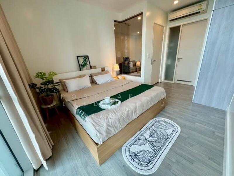 The Room BTS Wongwianyai, Bangkok, 44 KrungThonBuri Road, Khlong Ton ...