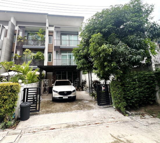 Town Avenue Time Thakaham 16 : ทาวน์ อเวนิว ไทม์ ท่าข้าม 16, กรุงเทพ ...