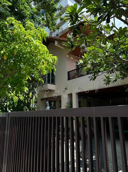 Prompong Mansion, Bangkok, 36 Soi Sukhumvit 39, Khlongtoei Nua ...