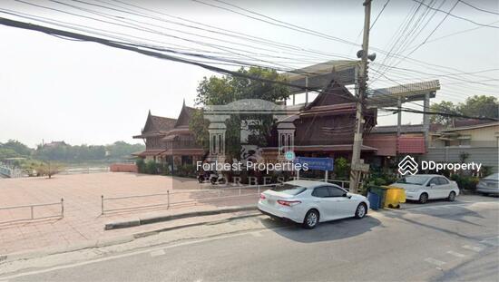 41439 - Land with Thai houses for sale. Next to the Pa Sak River, U ...